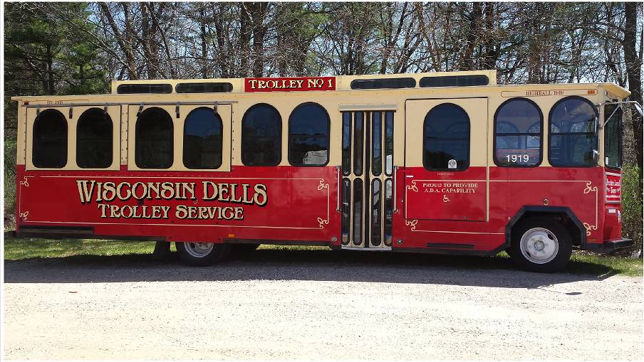 Airport Shuttle in Wisconsin Dells, WI | Dells Trolley